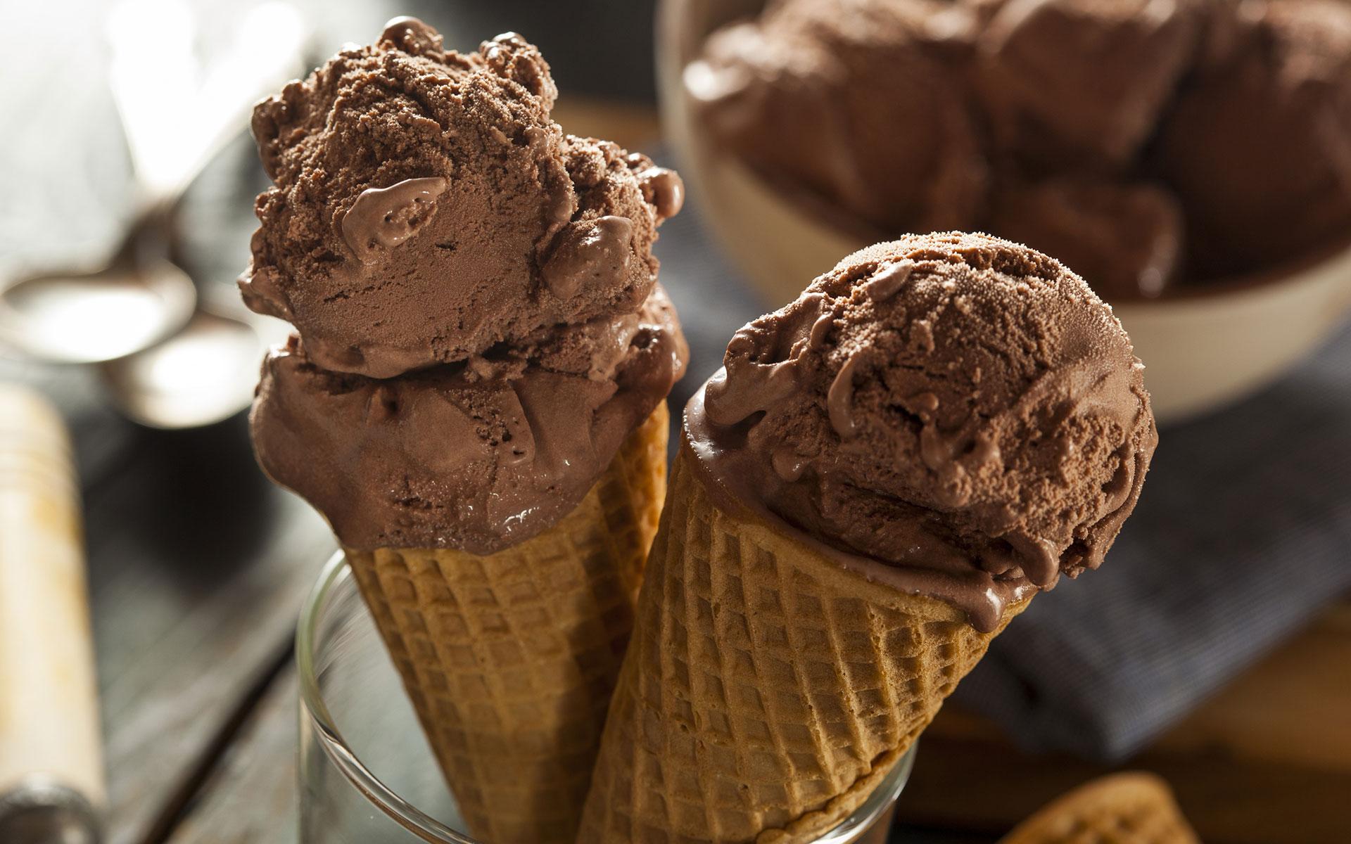 Glace Au Chocolat Noir Elle Vire Recettes De Tous Les Jours Elle